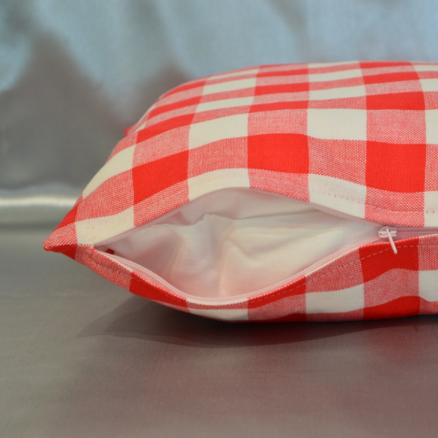 PIROSKA Piros Fehér díszpárnahuzat 40x40 cm - Díszpárna.com Webáruház